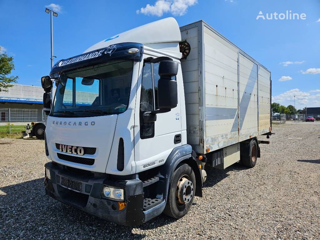 IVECO Eurocargo 150E 25 //Livestock// Euro 5 kamion za prevoz stoke