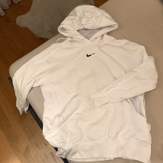 Nike duks