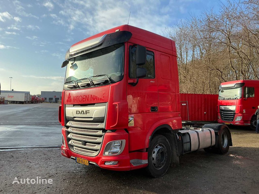 Prodaje se DAF XF450FT tegljač na aukciji