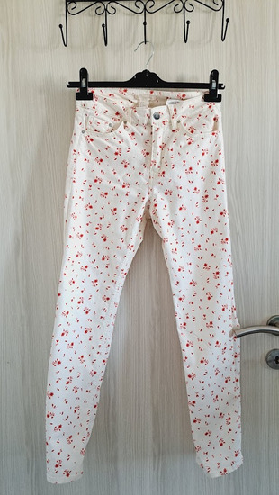 H&M zenske pantalone M/38