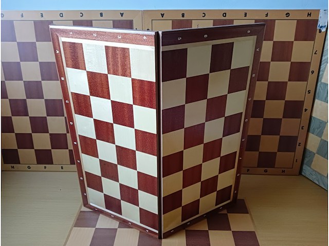 Drvena Sah Tabla na preklop 50 x 50 cm