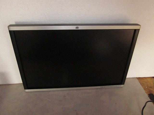 MN82.HP Compaq LA2405x profi monitor 24 inca