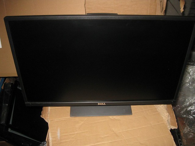 MN60.DELL P2417H odlican IPS monitor 24inca PIVOT