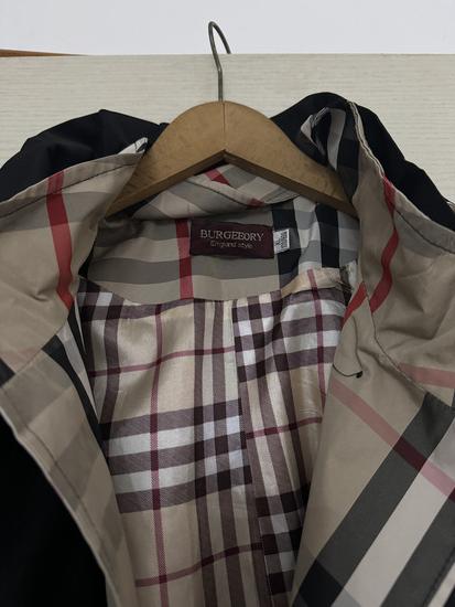 Kaput kao burberry