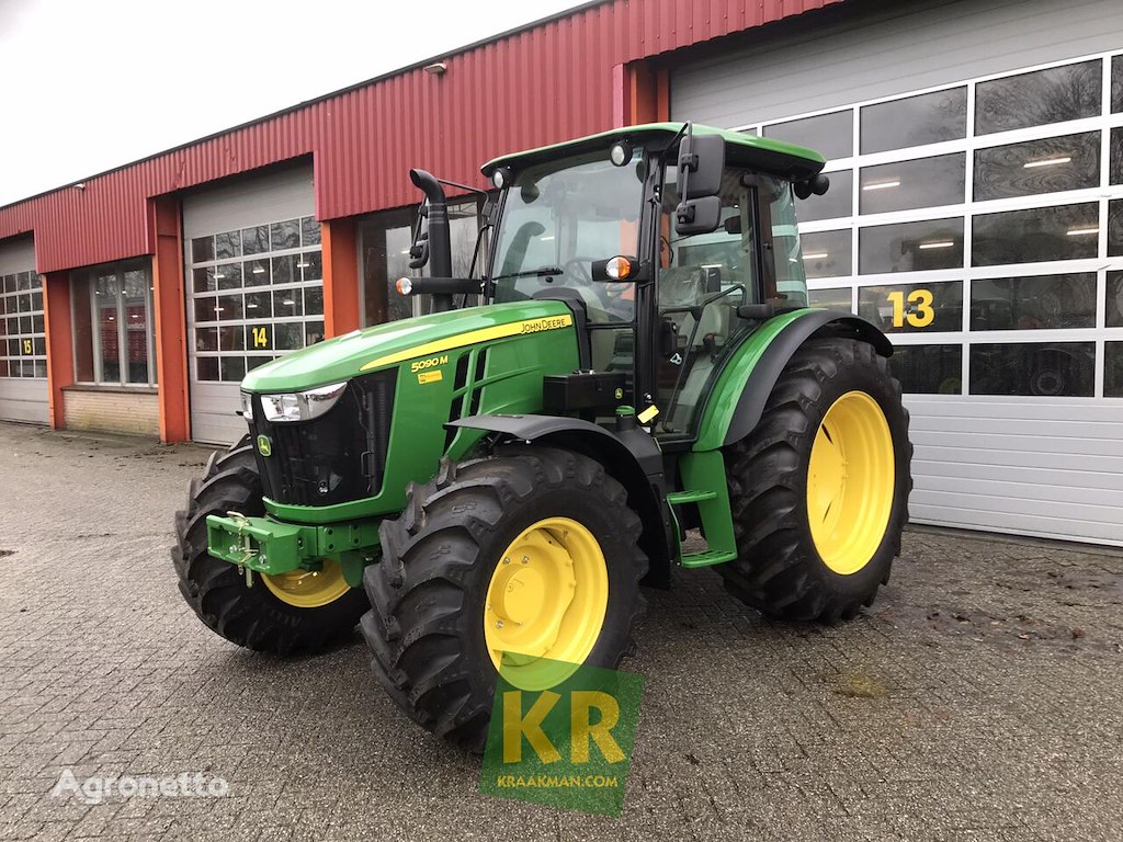 Novi John Deere 5090M traktor točkaš