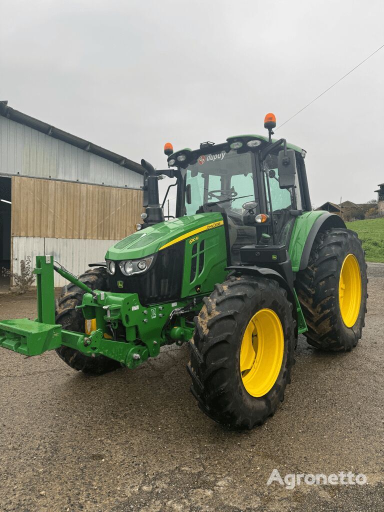 John Deere 6110M traktor točkaš