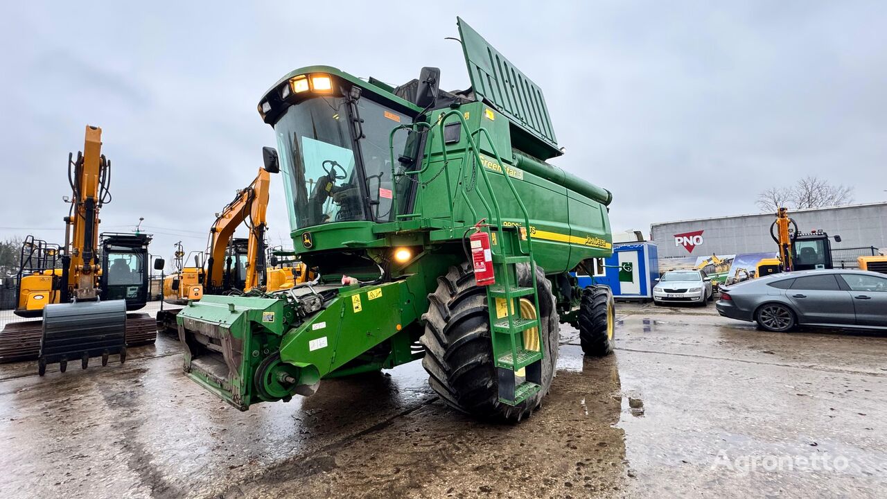 John Deere 9880 STS kombajn za žito