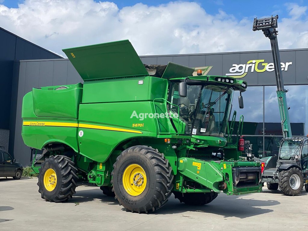 John Deere S670 kombajn za žito