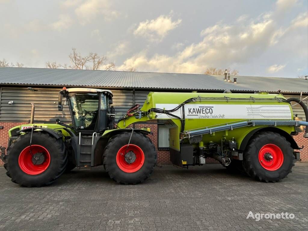 Kaweco Double Twin Shift 21m3 + Claas Xerion 3800 Trac VC rasipači veštačkog đubriva