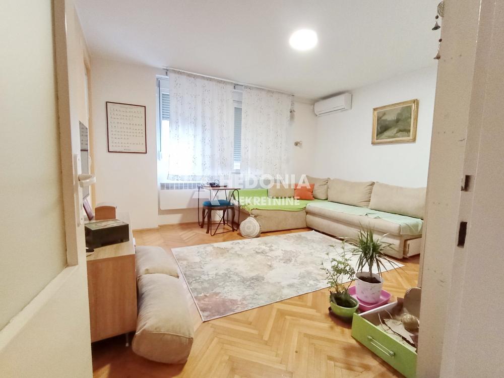 Golf, izdavanje, 2.0, namešten ID#9793 500 €