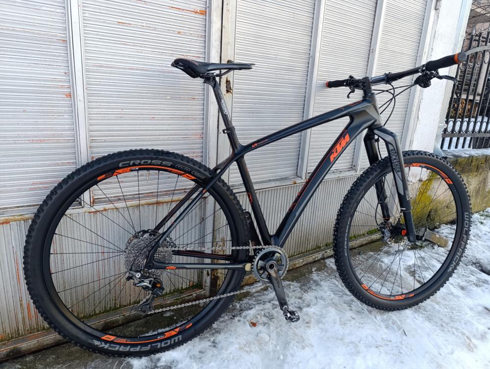 KTM CARBON 29er Full XTR,RS1, DT Swiss 240s RAM XL