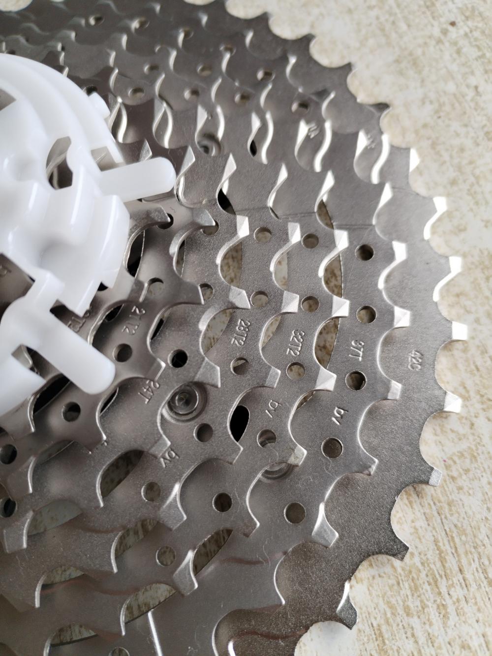 Shimano Deore CS-M4100 Cassette 10-speed, 11-42T