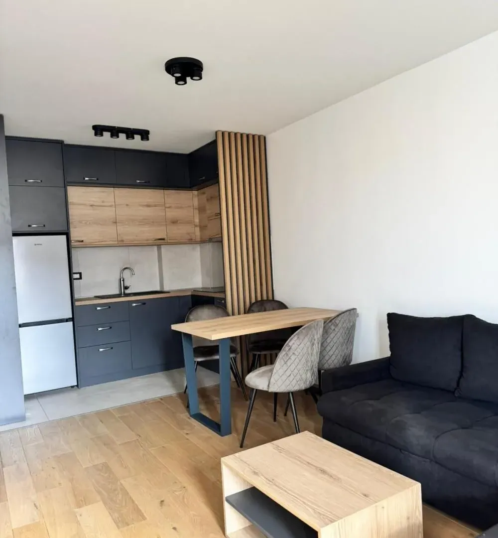 Izdavanje, jednosoban stan, 42m2, Sajam, Novi Sad, Novi Sad