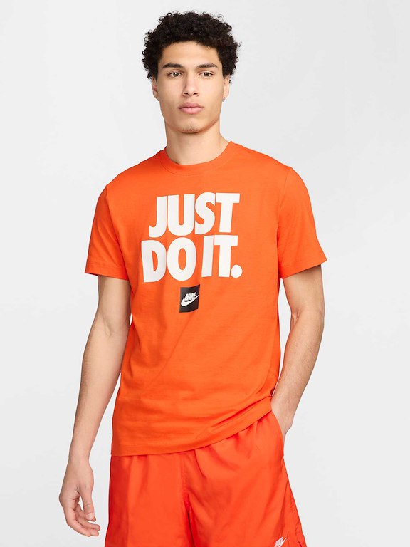 NIKE M NSW TEE FRAN JDI VERBIAGE
3317 RSD