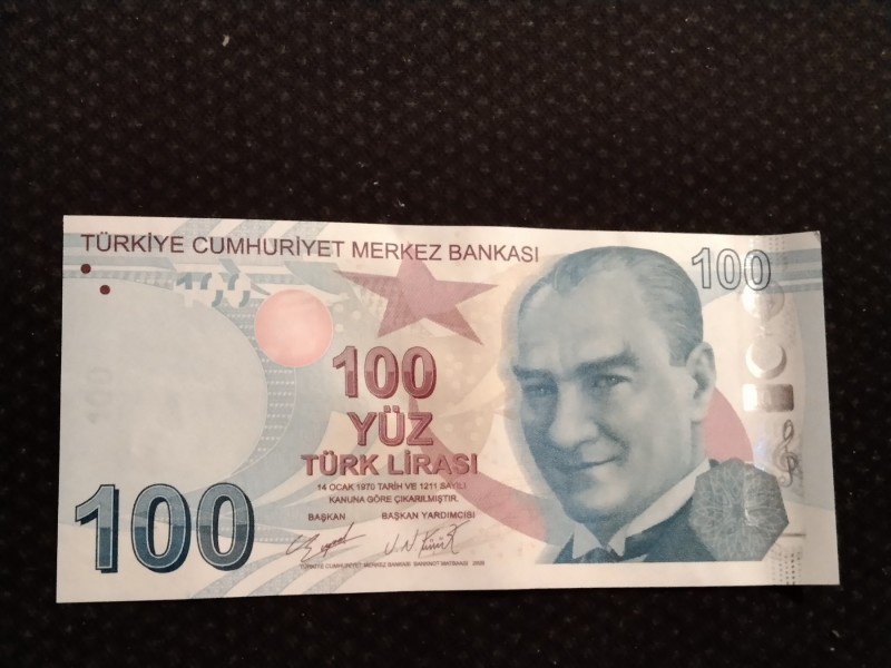 100 lira 2009 turska u XF klasi