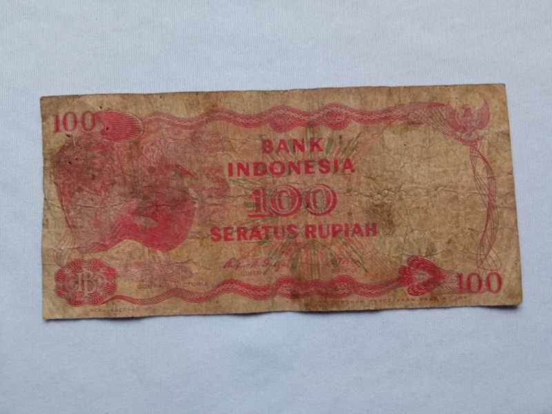 Индонезија 100 рупија,1986 год.