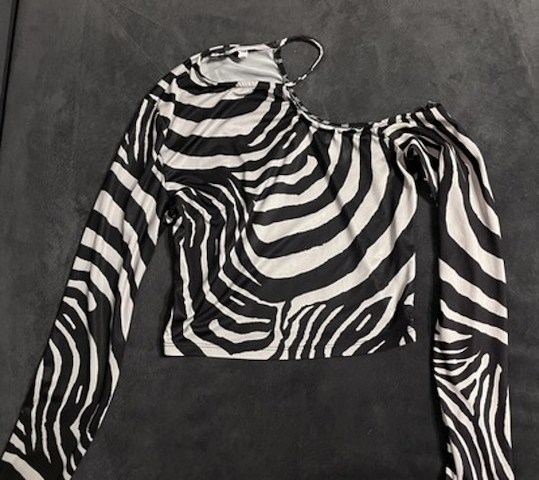 bershka zebrasti top