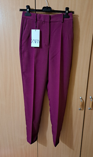 Pantalone Zara novo -veličina XS