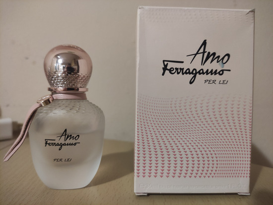 Amo Ferragamo Per lei