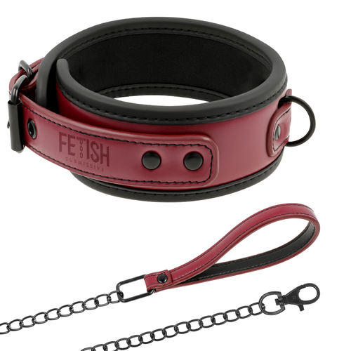 Sub collar & leash Dark room