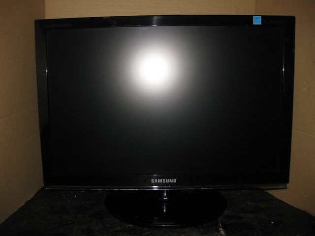 MON46.SAMSUNG 2253LW odlican monitor 22`