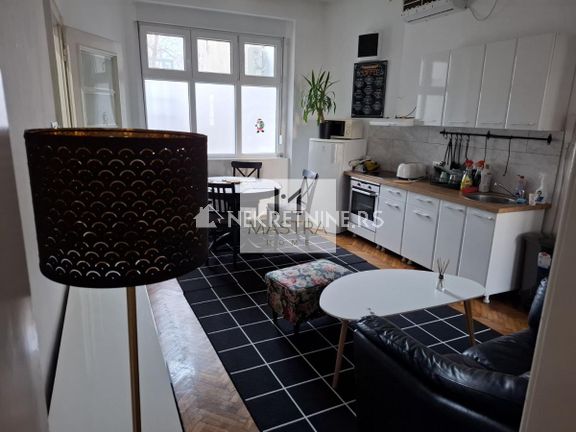 Pet-friendly, Slavija, Nemanjina, 72 m2, 3.0 salonac