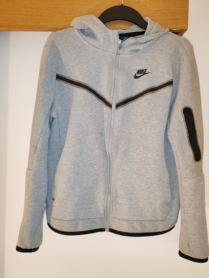 Nike tech fleece junior xl