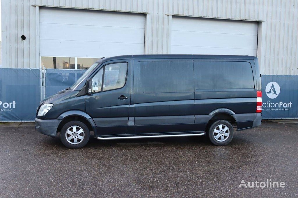 Prodaje se Mercedes-Benz SPRINTER 318CDI minibus furgon na aukciji