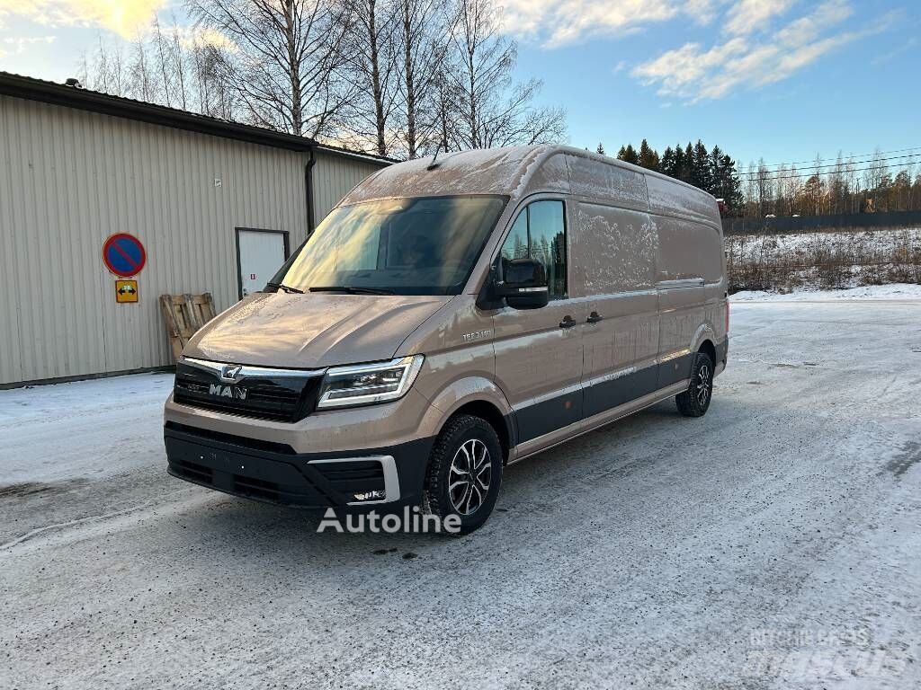 Novi MAN TGE 3.140 minibus furgon