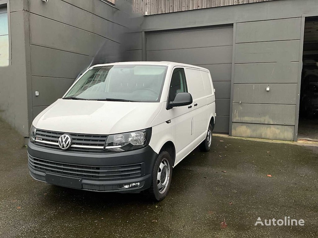 Prodaje se Volkswagen Transporter T6 minibus furgon na aukciji