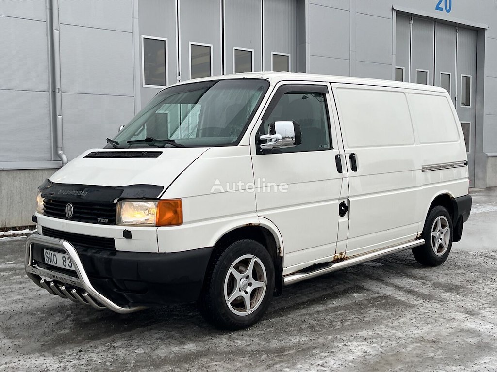 Prodaje se Volkswagen Skåp 2.5 TDI minibus furgon na aukciji