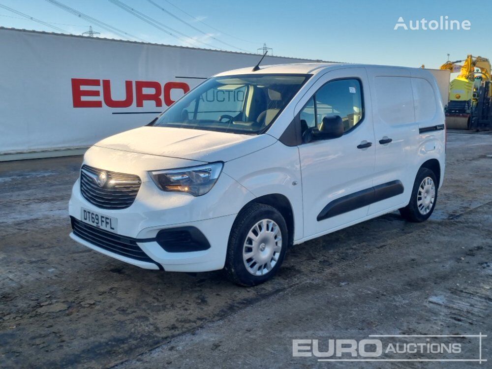 Prodaje se Vauxhall Combo laki furgon na aukciji