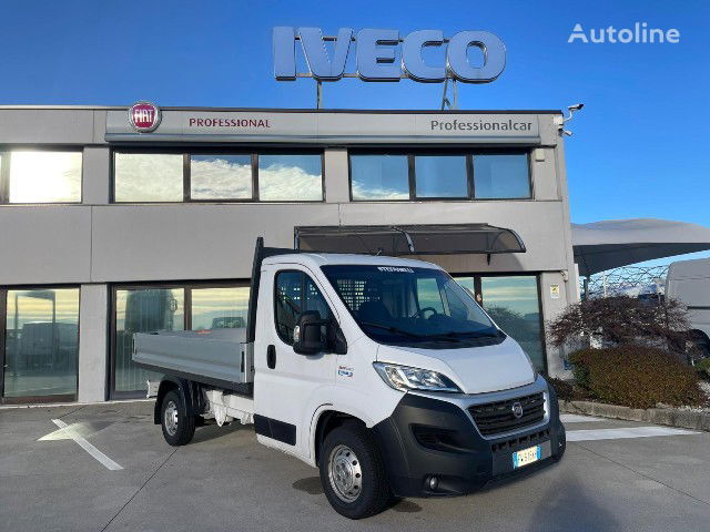 FIAT DUCATO 33 2.3 MJT 130CV kamion s ravnom platformom < 3.5t