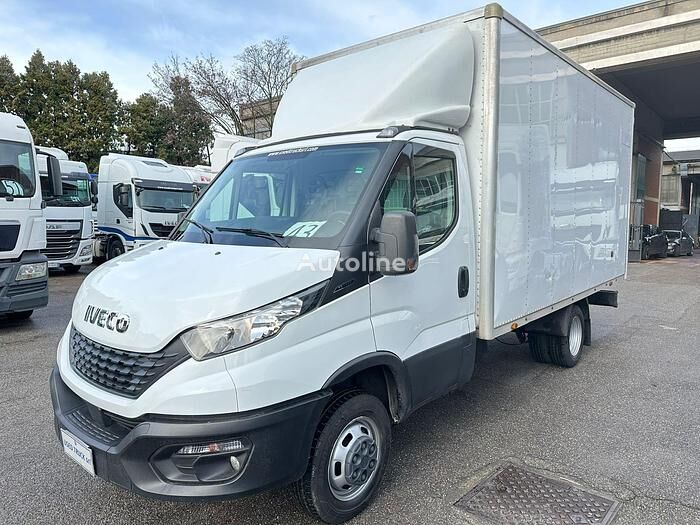 IVECO 35C14 kamion furgon < 3.5t