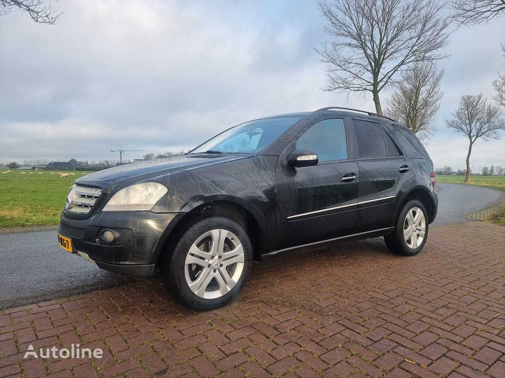 Prodaje se Mercedes-Benz ML 280 CDI 4-Matic kamion furgon < 3.5t na aukciji