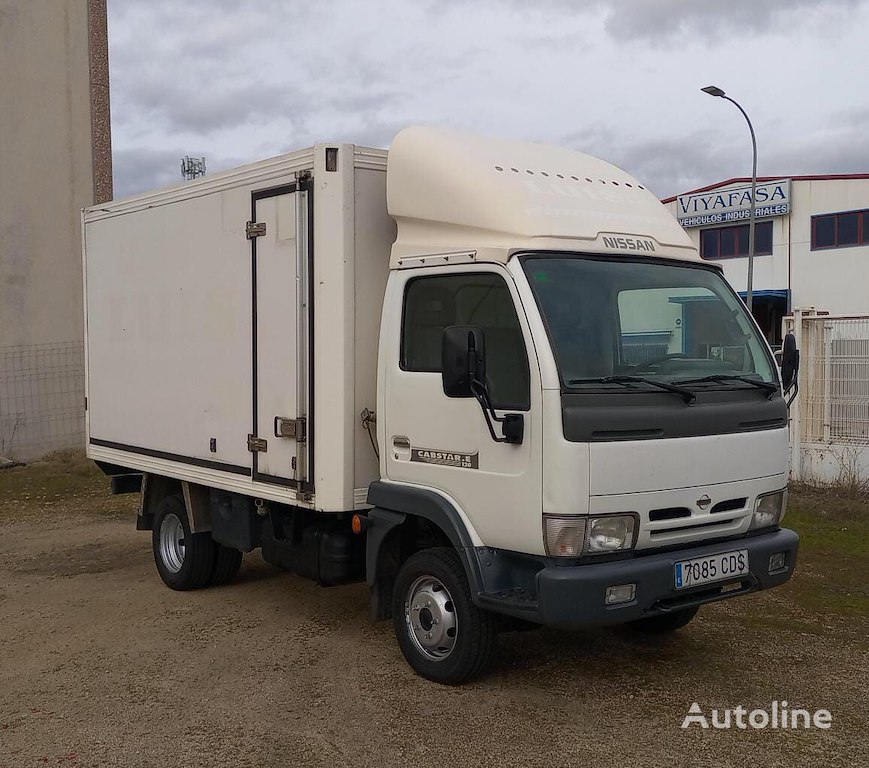 Nissan Cabstar kamion furgon < 3.5t