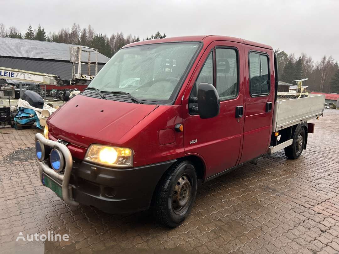 Prodaje se Peugeot BOXER 2.8 HDI kamion s ravnom platformom < 3.5t na aukciji