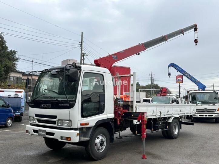 Isuzu FORWARD kamion s ravnom platformom