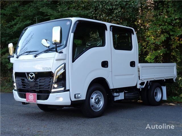 Isuzu ELF kamion s ravnom platformom