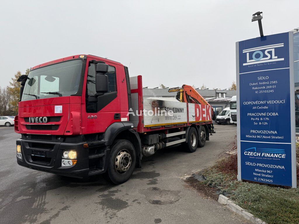 IVECO AD260E42 Stralis 6x2 EURO 4 Palfinger kamion s ravnom platformom