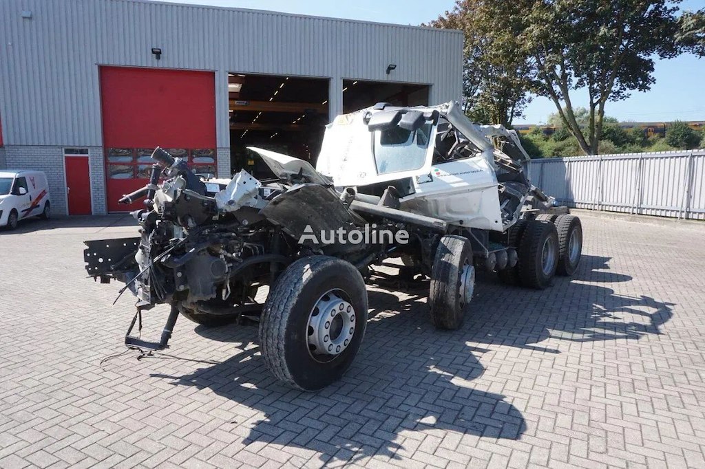 Renault C460 / 8X4 / BIG AXLE / FULL STEEL / 2 X LENKACHSE / EURO-6 / 20 kamion šasija nakon udesa