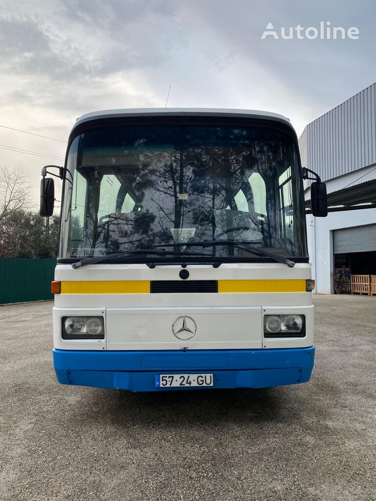 Mercedes-Benz O303 turistički autobus