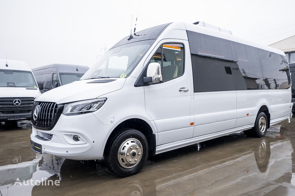 Novi Mercedes-Benz Sprinter 517 putnički minibus