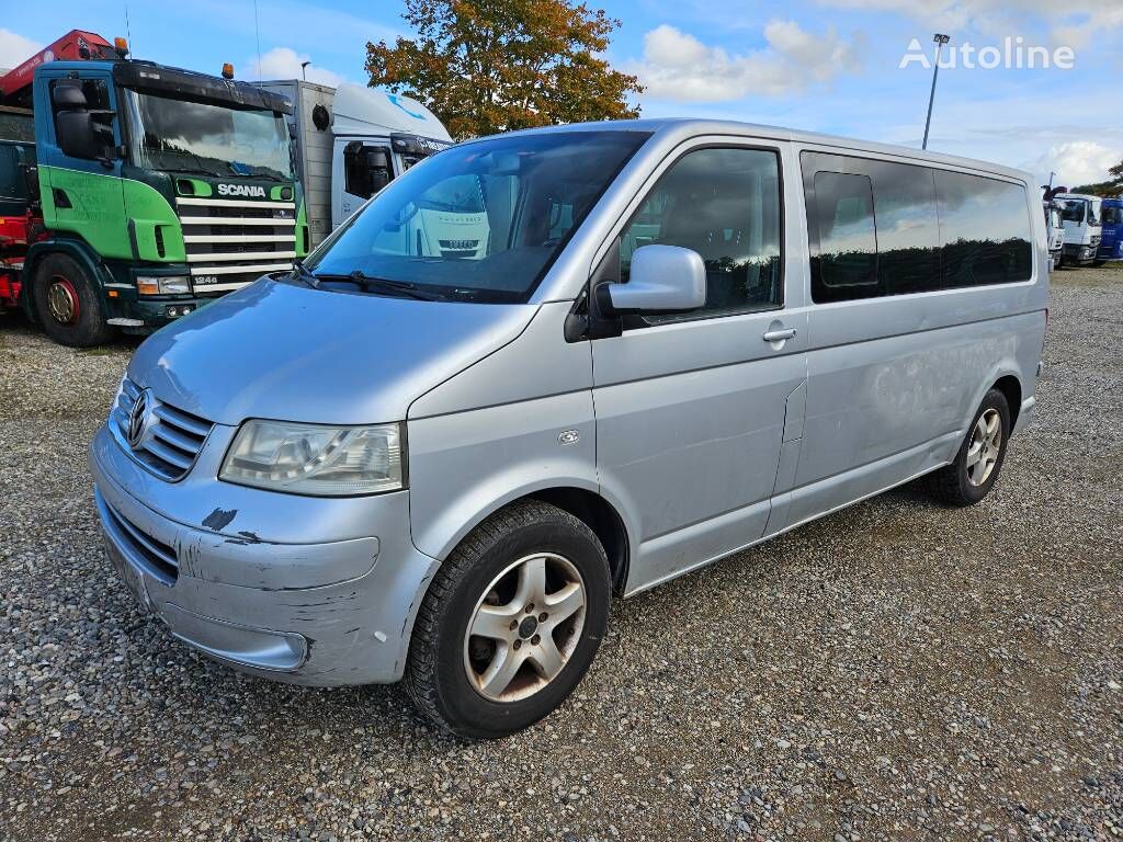 Volkswagen Caravelle 2,5 TDi 130 Comfortline 9prs 4d putnički minibus