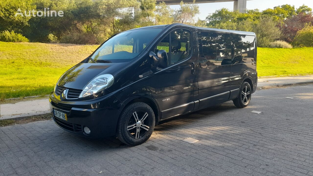 Renault Trafic putnički minibus