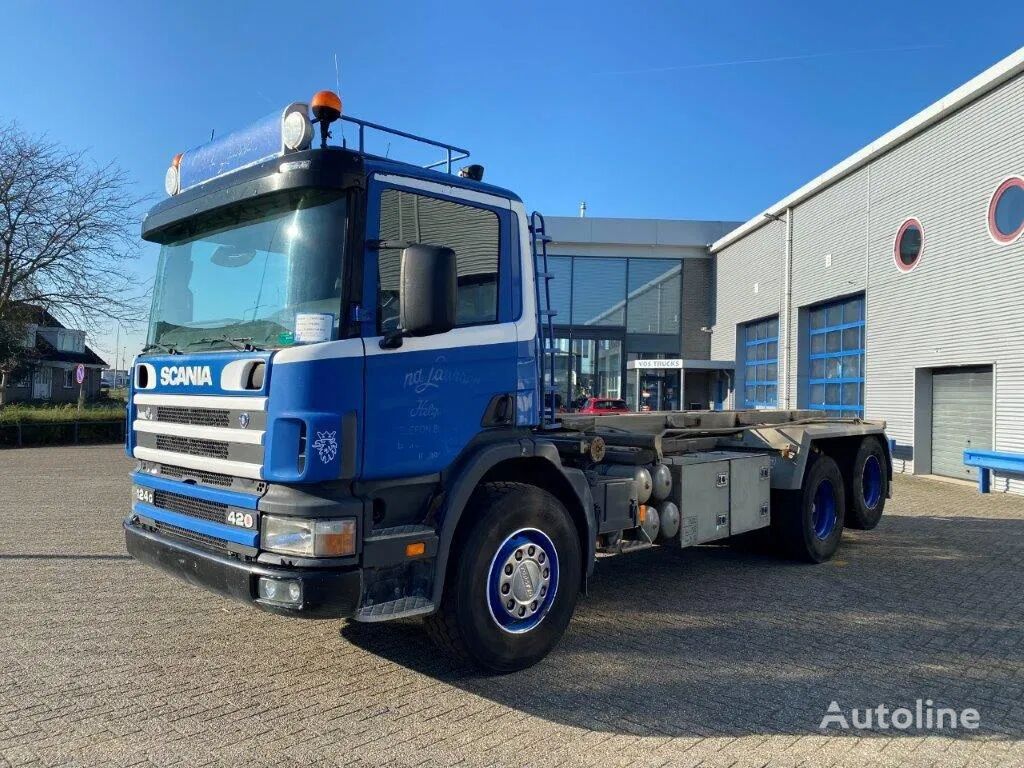 Scania 124-420 / 6X2 / 3 SIDE TIPPER / LIFT AXLE / FULL-STEEL / MANUAL kamion sa kukom za podizanje tereta