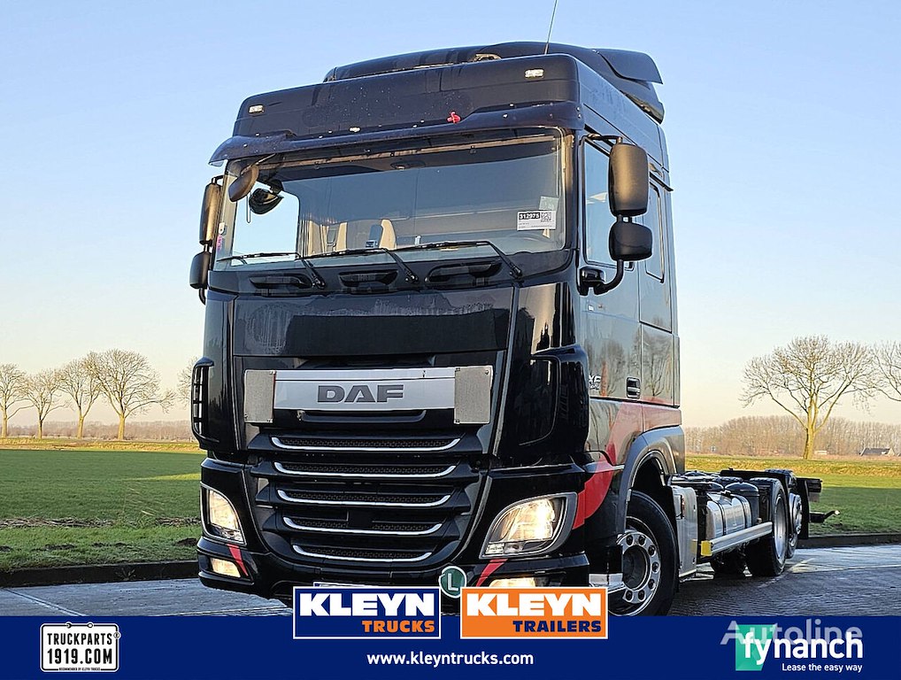 DAF XF 410 vozilo za prevoz kontejnera