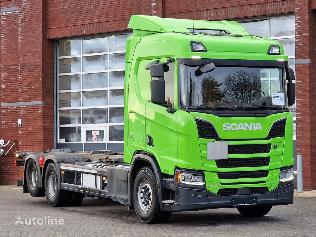 Scania R520 V8 6x2 - BDF - Retarder - Full air - 4.95 WB - Led - Navi - vozilo za prevoz kontejnera