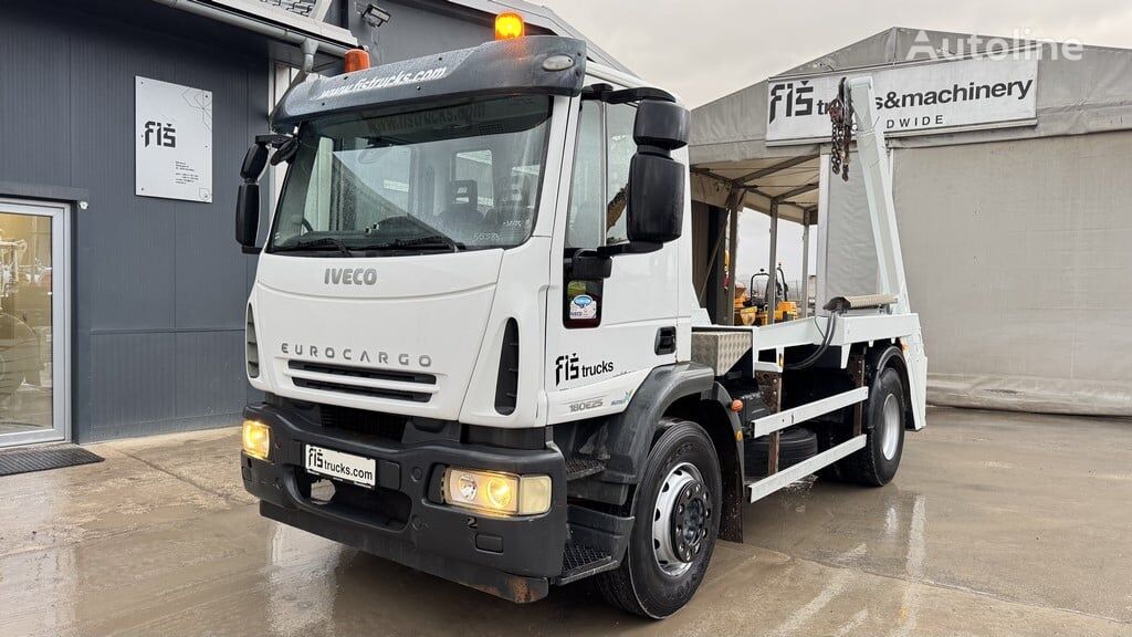 IVECO EUROCARGO 180 E25 kamion autopodizač kontejnera