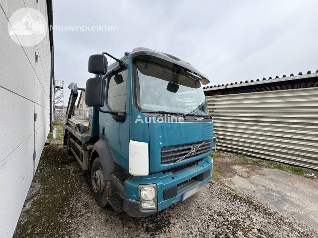 Volvo FL 240 kamion autopodizač kontejnera